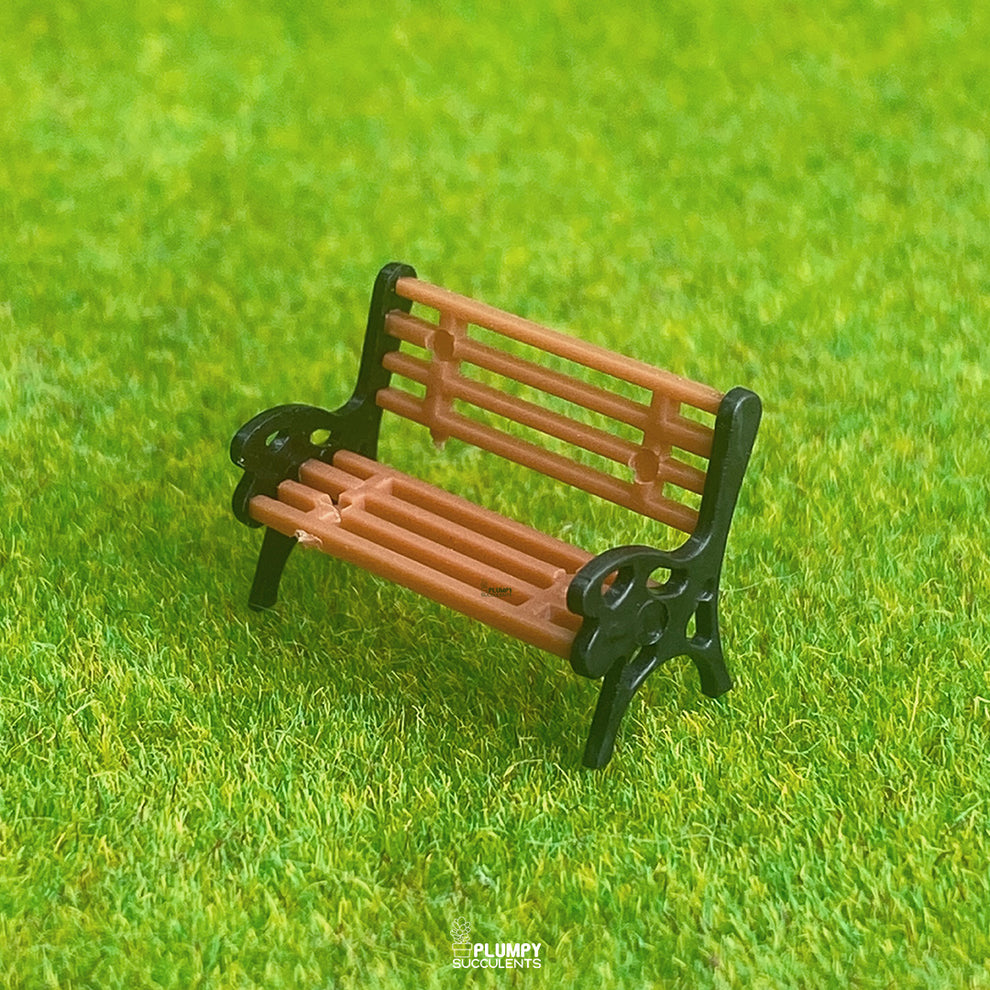 Bench (Now available in White) – Plumpy Succulents